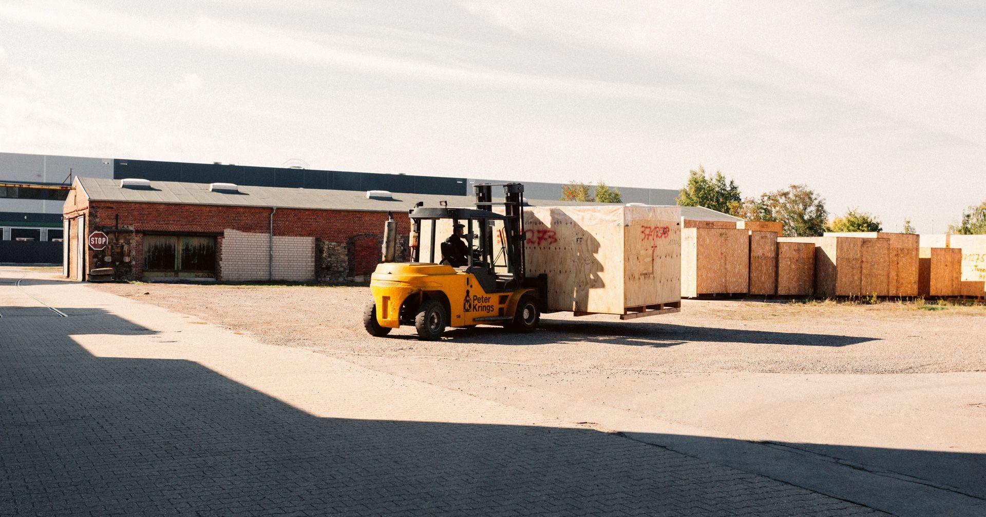 Holz, Hightech, Handwerk: Verpackung für den internationalen Erfolg ...